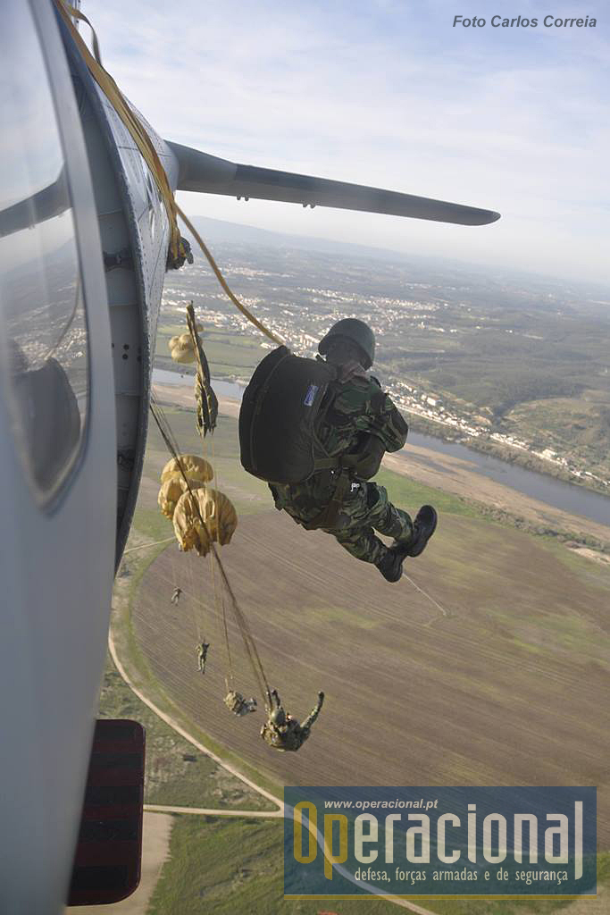 A BOINA DE COR VERDE NO EXÉRCITO PORTUGUÊS | Operacional